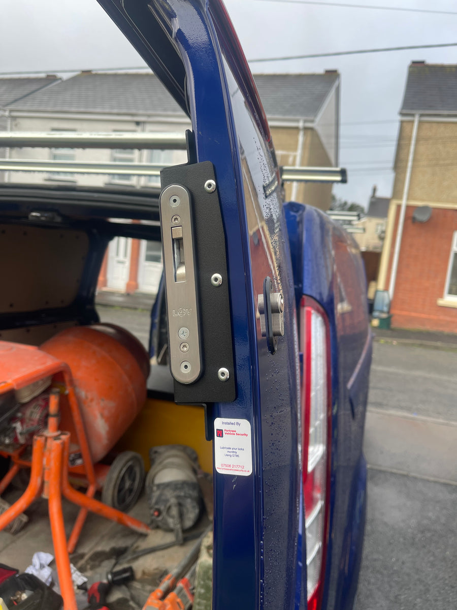 Ford Transit Custom T Series Hook Deadlocks 2012-2023 – Fortress ...